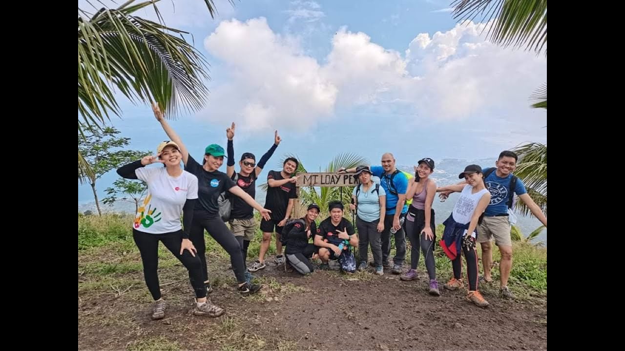 Mt. Loay | Day Hike - YouTube