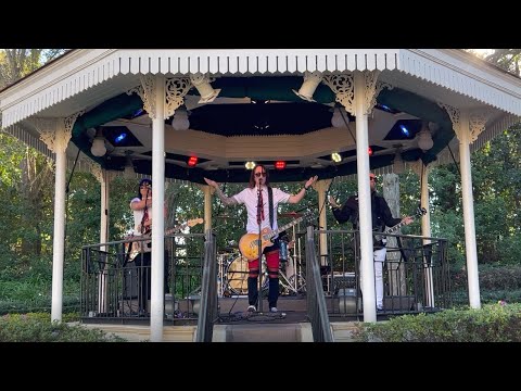 Command Performance at EPCOT (FULL CONCERT) - YouTube