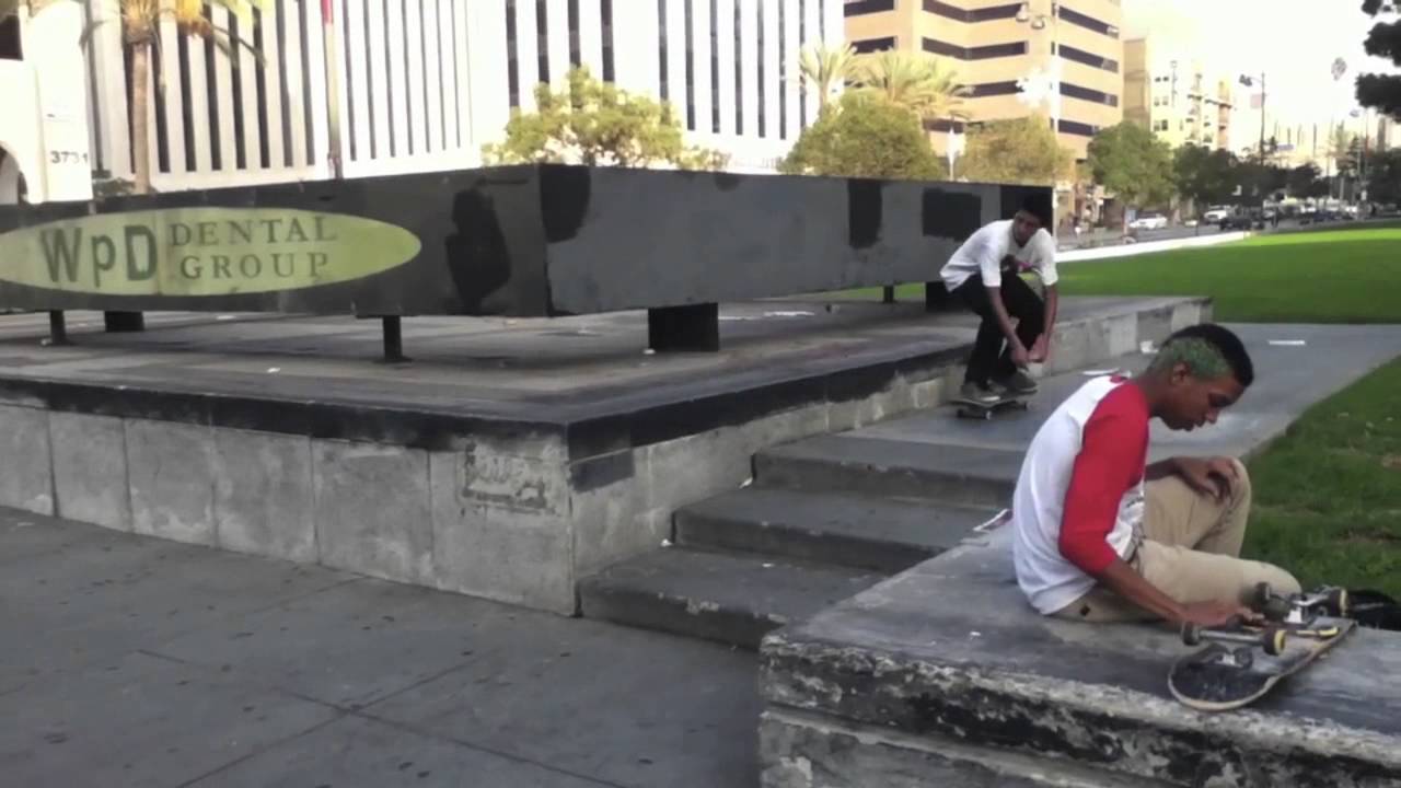 Billy at Wilshire ledges - YouTube