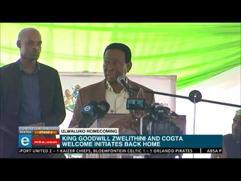 Zulu King Goodwill Zwelithini welcomes returning initiates - YouTube