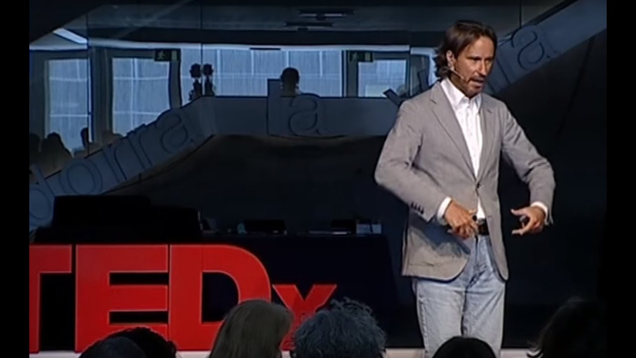 Actitud TEDx Victor Küppers - YouTube
