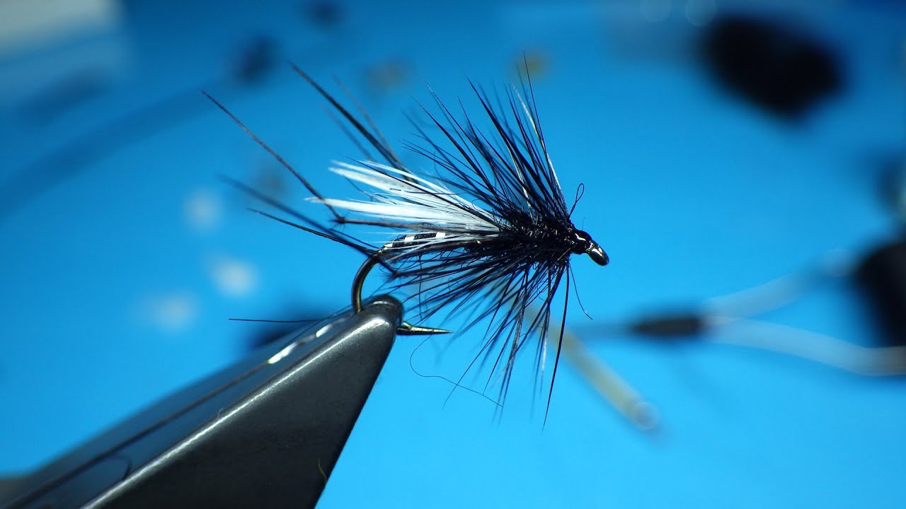 Tying an Adult Midge Black Hopper with Davie McPhail - YouTube