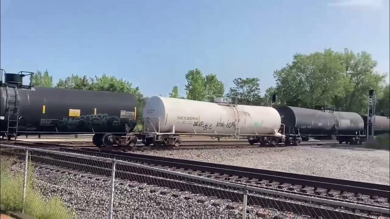 Railfanning Marion video 1: Exploring Marion Union station and getting some trains! - YouTube