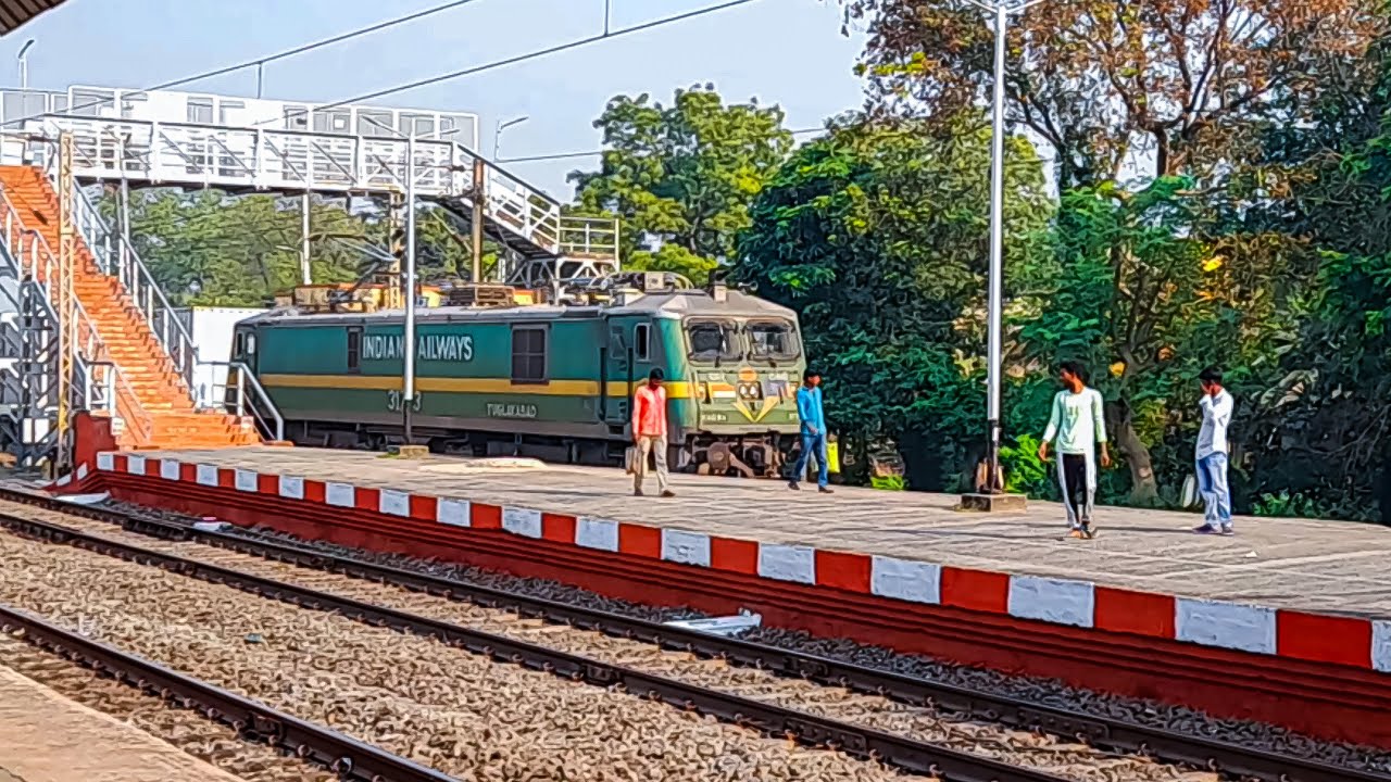 31773 WAG-9H India Rail Locomotive Tughlakabad Electric Loco Shed - YouTube