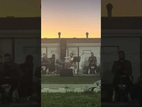 Yas Mı Var da Mahallede - Ümit Özay