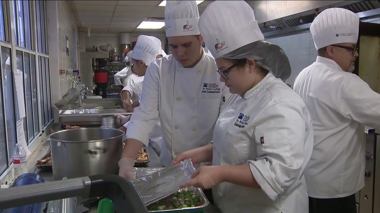 Culinary students cook Thanksgiving dinner for abused, neglected ...