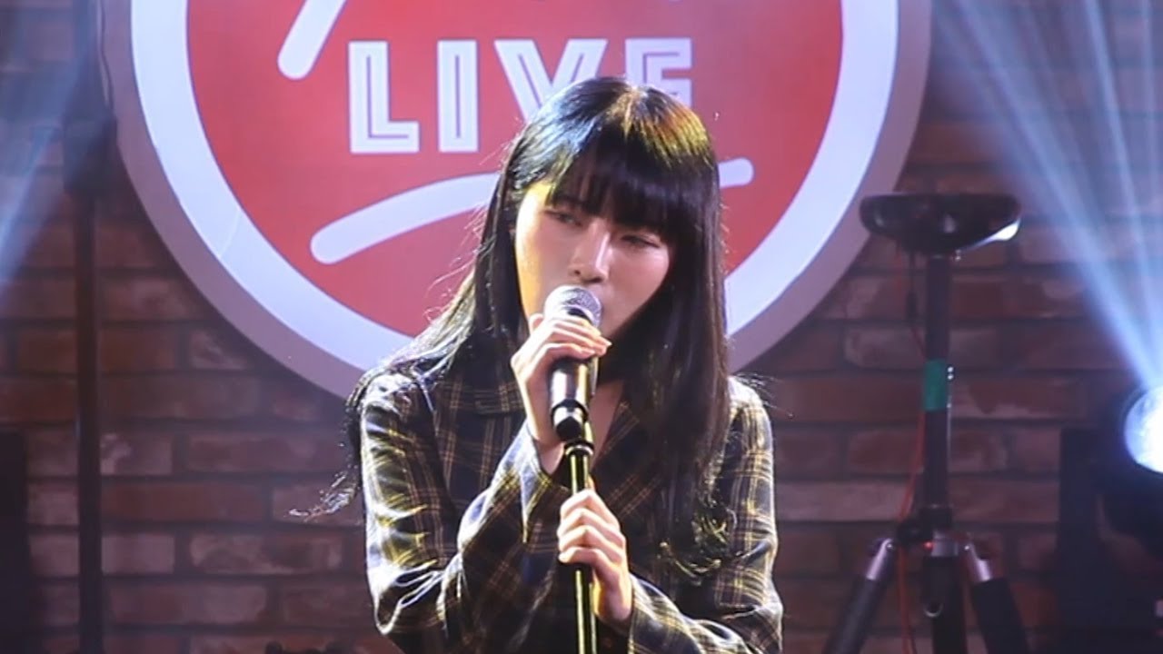 [I'm LIVE] LEEBADA (이바다) & Orange (오렌지) - YouTube