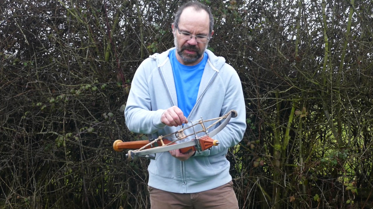 Renaissance stonebow or pellet bow - YouTube