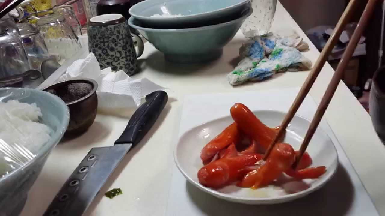 タコさんウインナーの作り方 How to make wiener octopus's - YouTube