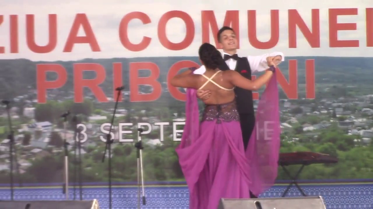 Spectacol Ziua Comunei Priboieni - Partea I - YouTube