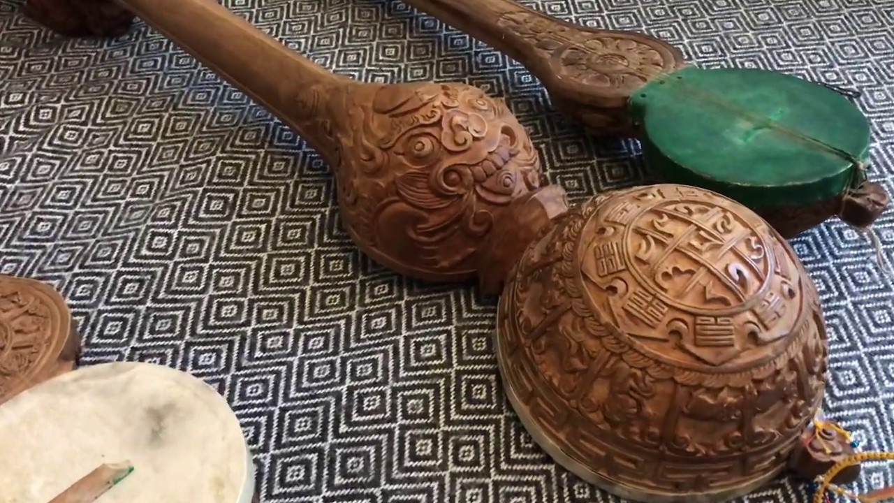 Artistic himalayan guitar 🎸 ( tungna) damngen from Hyolmo (Helambu) P1 ...