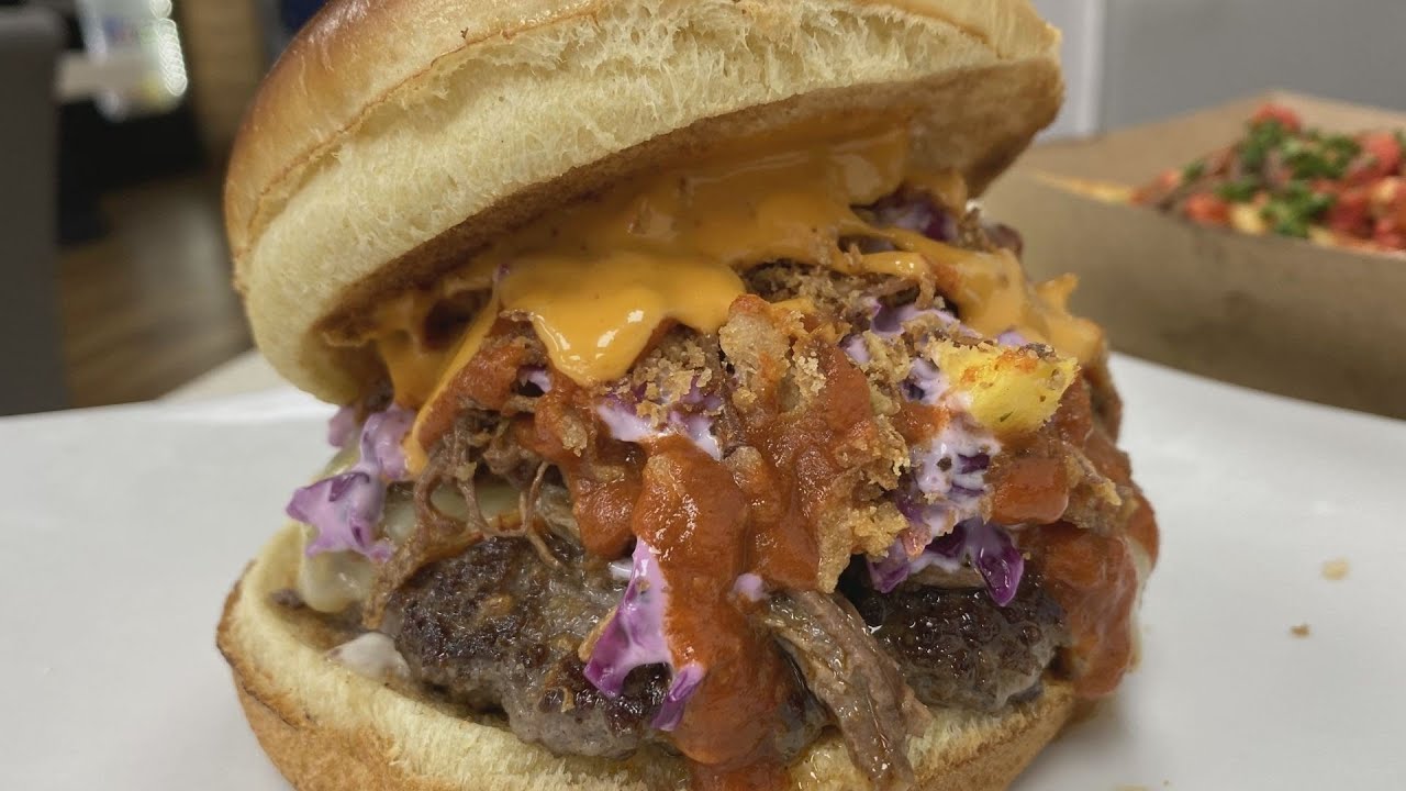 Extreme Foods: Turban Burger from Twisted Turban - YouTube
