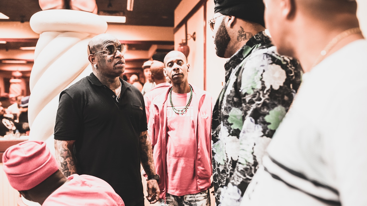 Money Man Signs to Cash Money (Vlog #40) - YouTube