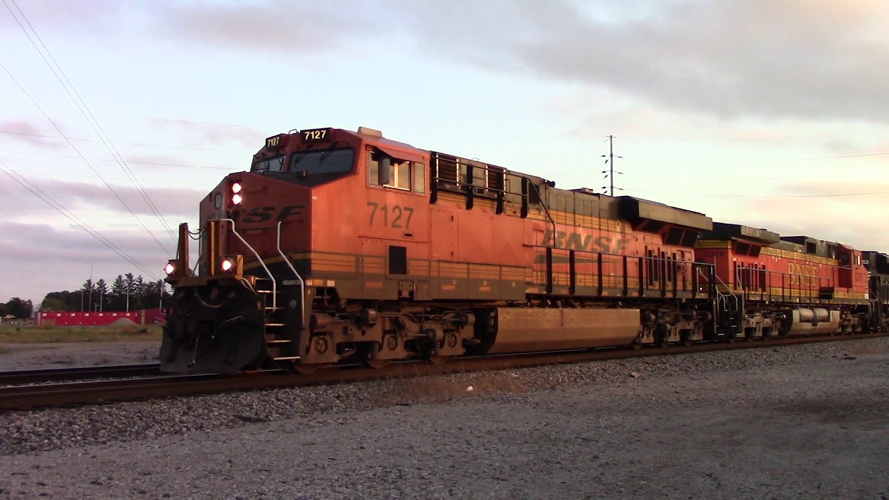 BNSF 7127 East Bellevue, OH 10/5/17 - YouTube