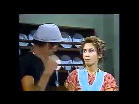 3 CHAVES      O livro da Chiquinha      Seu Madruga boxeador    Nasca de banana 03