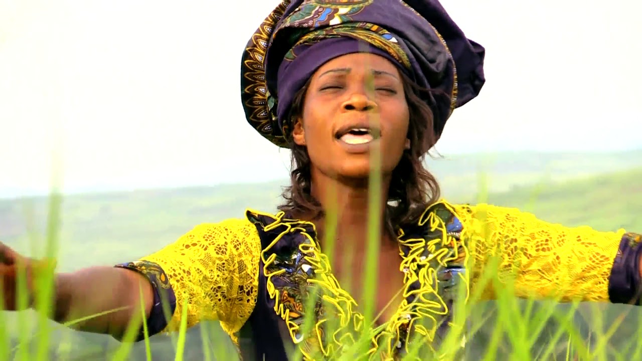 Ngaku tanyididi nzambi - YouTube