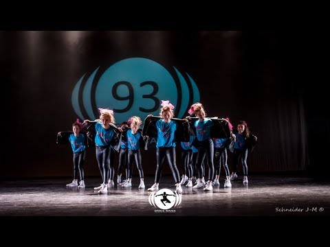 2017 - 2018 Qualifier 11 - UNIQUE (Cosmo Dance Company) - YouTube