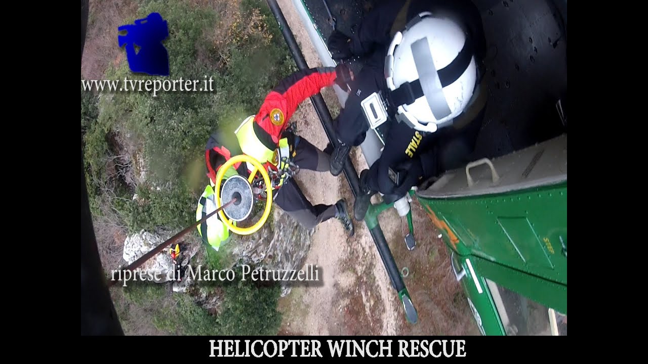 SOCCORSO CON VERRICELLO: ELICOTTERO CORPO FORESTALE: - YouTube