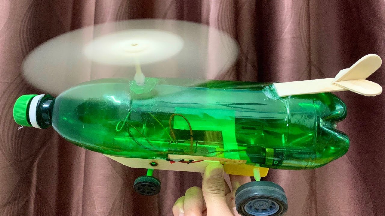 How to make an airplane from a water bottle is extremely simple |Smart ...