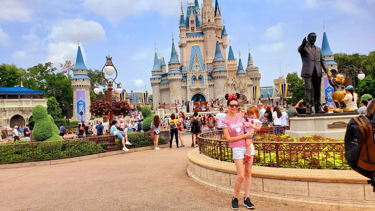 Disney / Universal Orlando Florida 2019 - YouTube