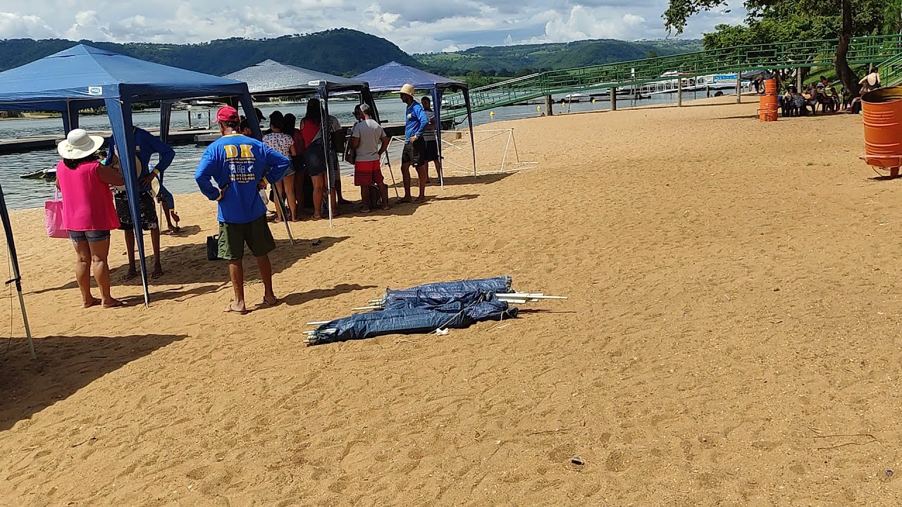 CAMINHANDO UM POUCO PELA PRAIA DE RIFAINA - SP - YouTube