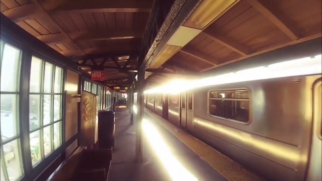 IRT Broadway Line: (1) train action at 125th Street - YouTube