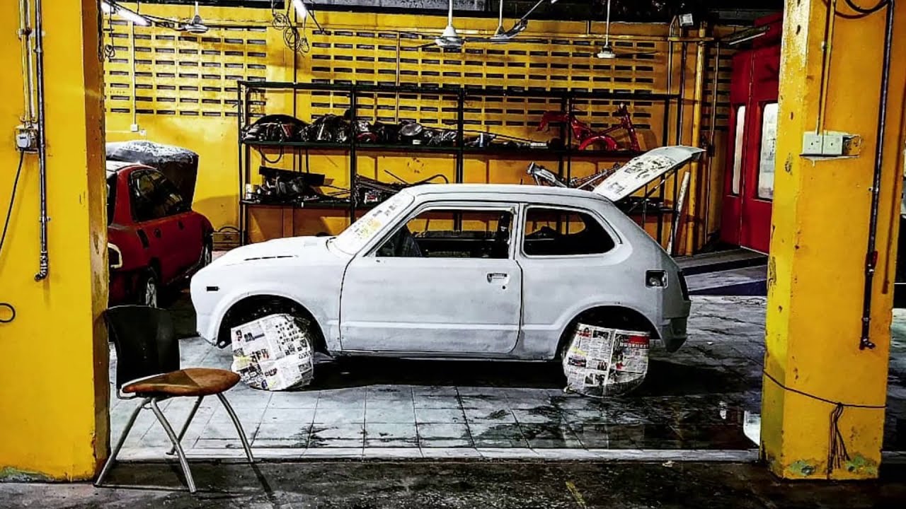 The Restoration of my Honda Civic 1st Generation - YouTube