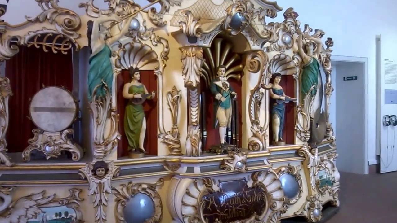 Ruth Model 37 Fairground Organ - YouTube