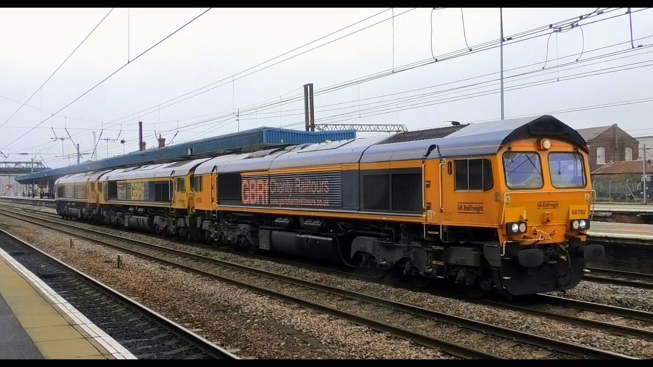 Doncaster, 'SHED' CONVOYS!!! GBRF & DB!!! 28th October 2023 - YouTube
