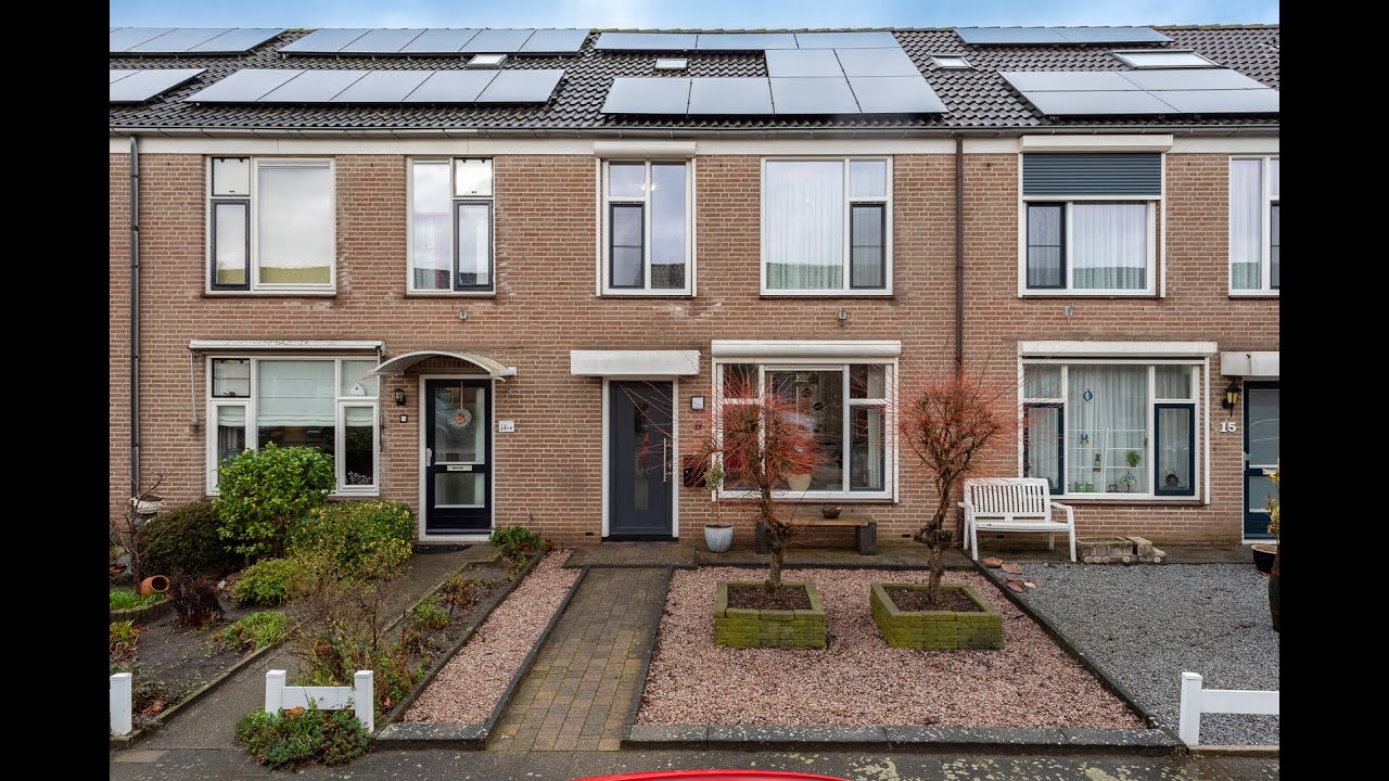 Mast 13 - Elburg - YouTube