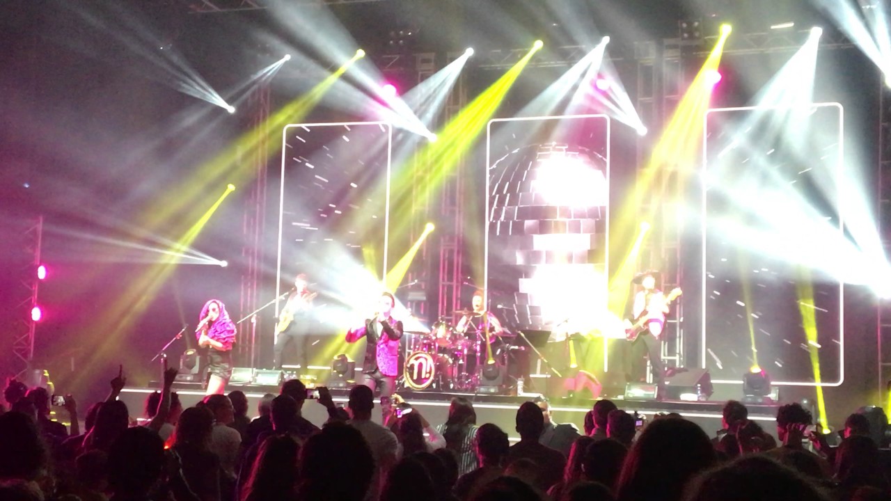 Miranda! - Enero (Teatro Opera 2017) - YouTube