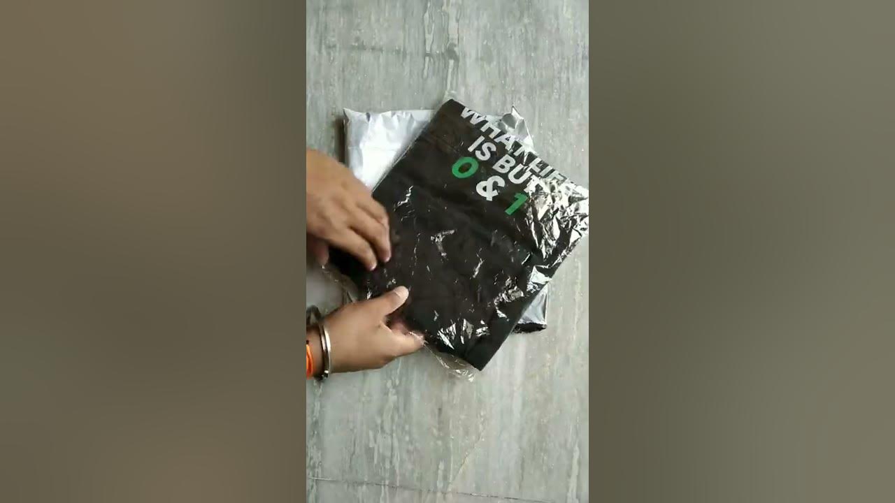 Geeksforgeeks T-shirt Unboxing | Swag - YouTube