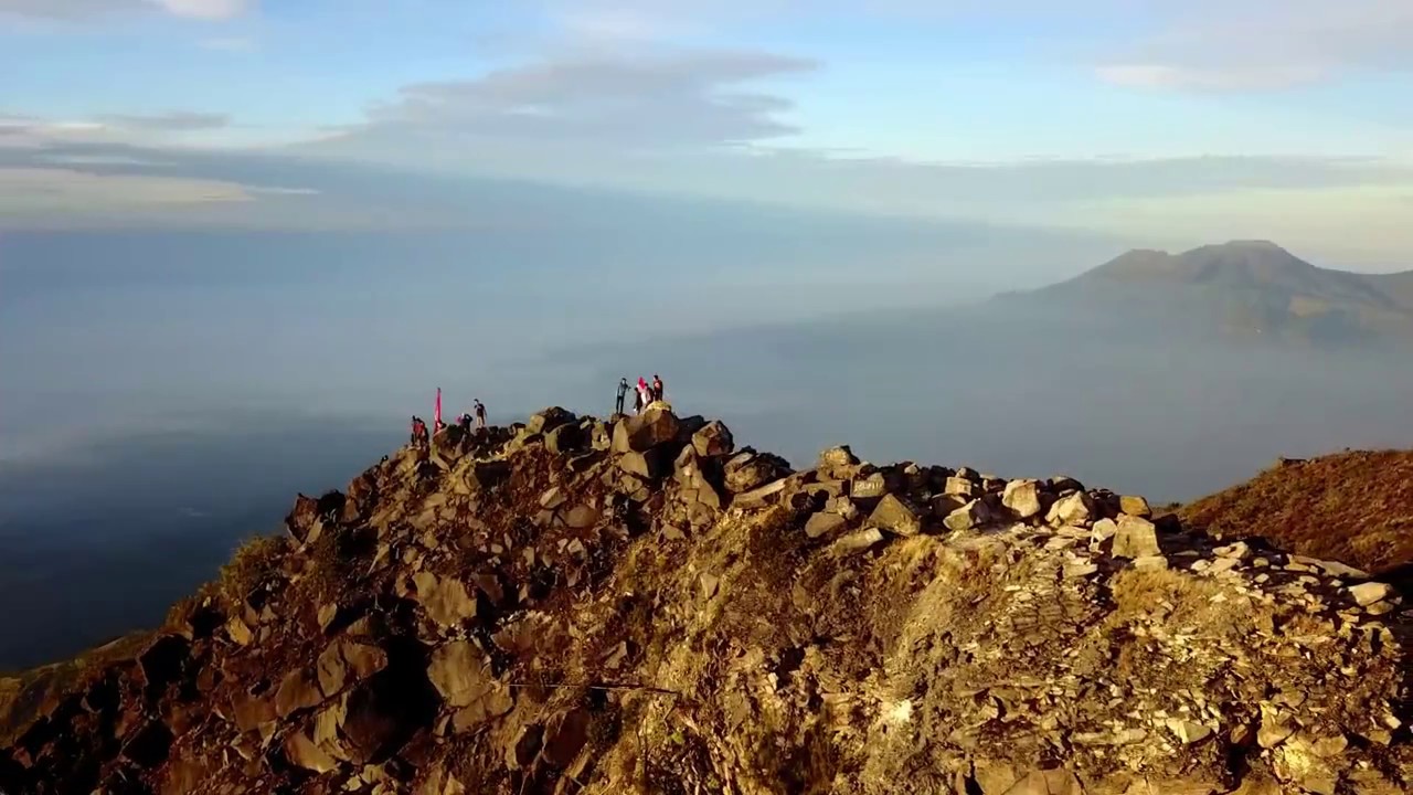 Puncak Gunung Arjuno Jalur Tretes Menggunakan Drone | Sewa Drone ...