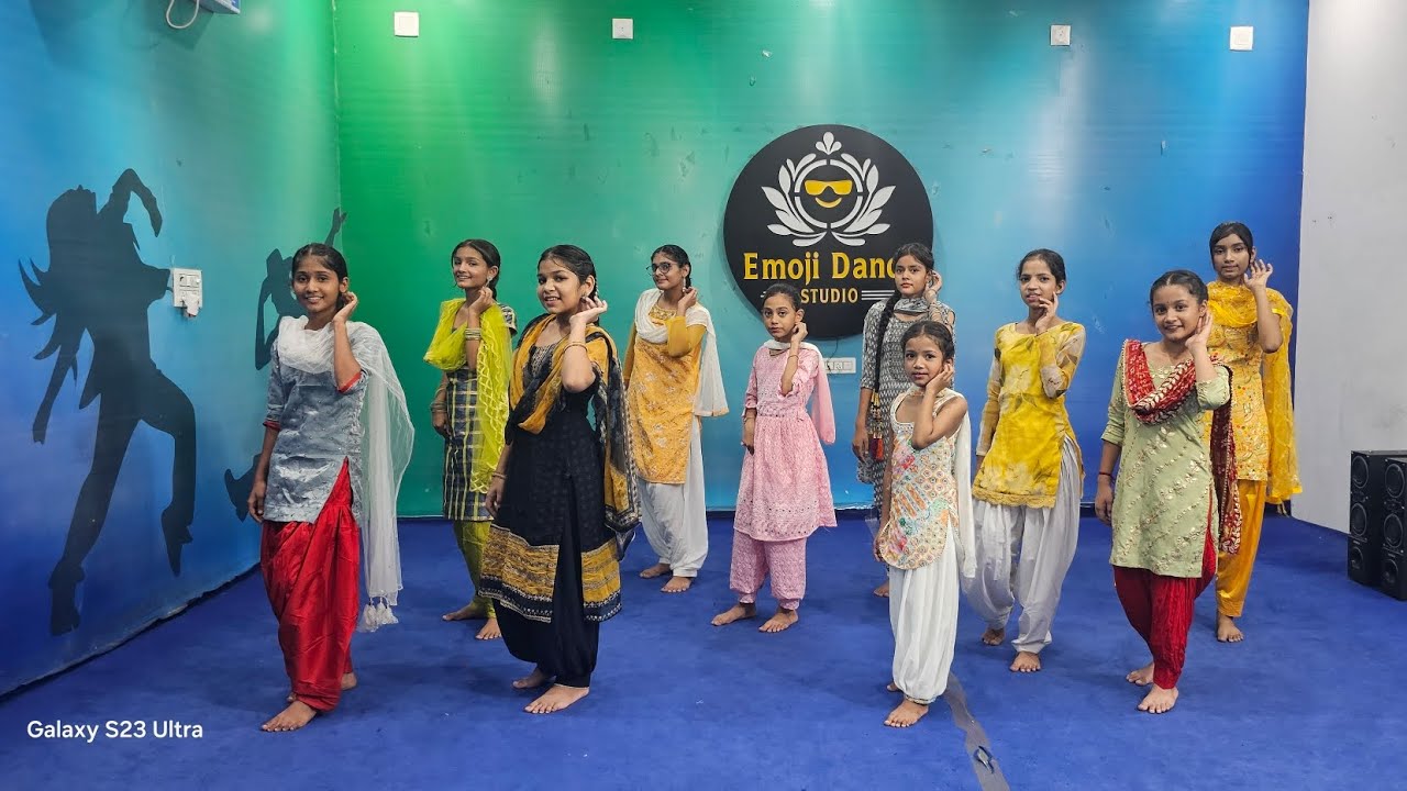 Evergreen Dance video 📹 - YouTube