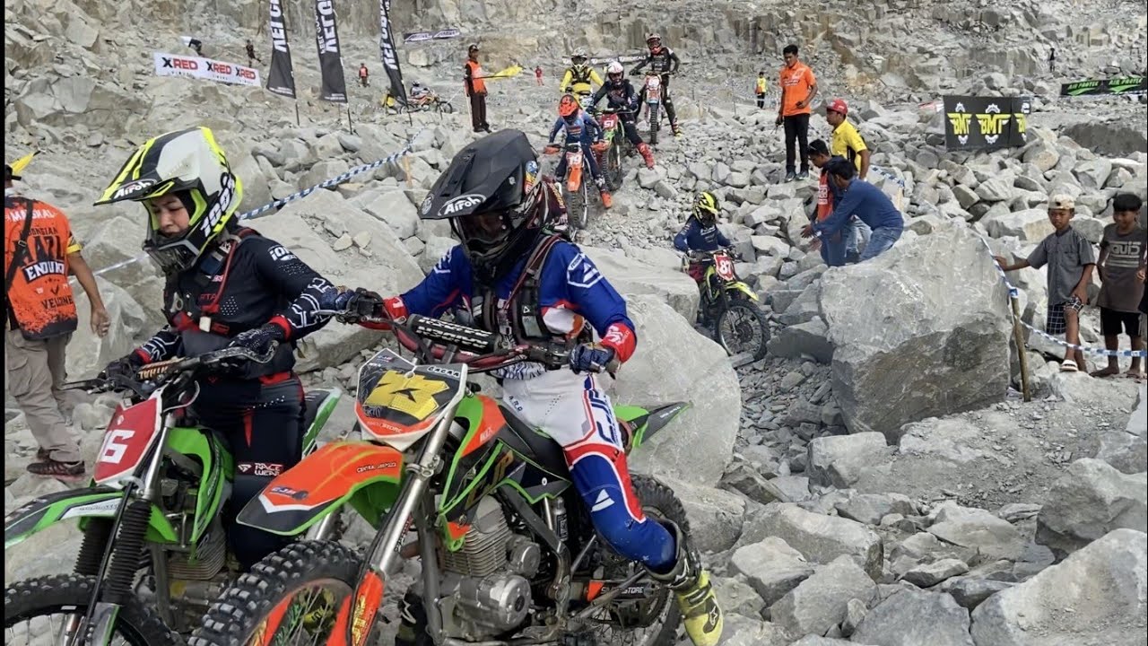 BEST OF WOMEN ACTION & SKILL INDONESIA HARD ENDURO 2024 - YouTube