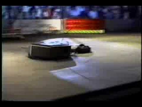 Robot Wars 1995 - Sonic vs Kitty Puff-Puff - YouTube