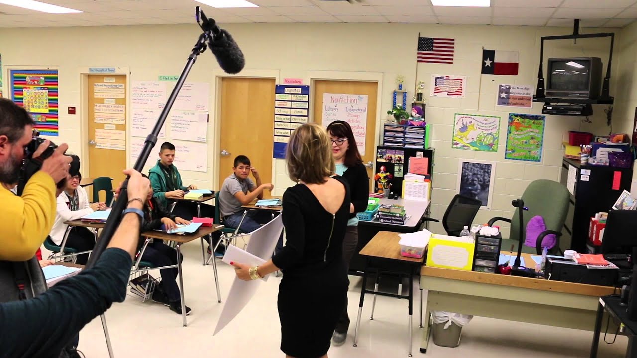 Yvette Nevarez H E B finalist surprise - YouTube
