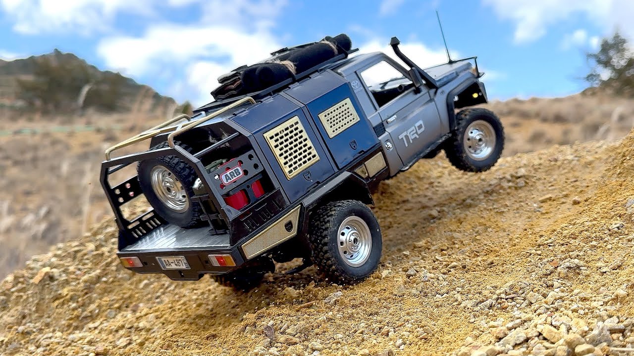 MN82S 1/12 Scale Toyota LandCruiser LC79 offroad ASMR -2 - YouTube