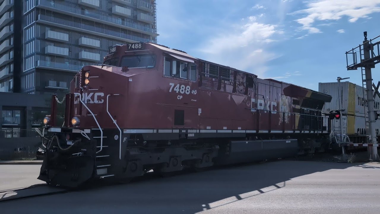 (DP 1x1x1) CPKC 112 • CPKC 7488 leads 8877 & KCS 4853 through Emery ...