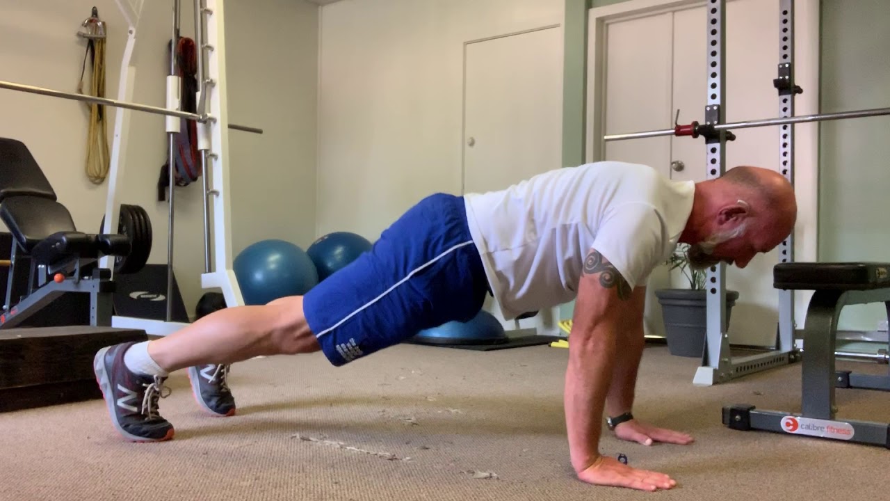 High plank to a toe touch - BWESP - YouTube