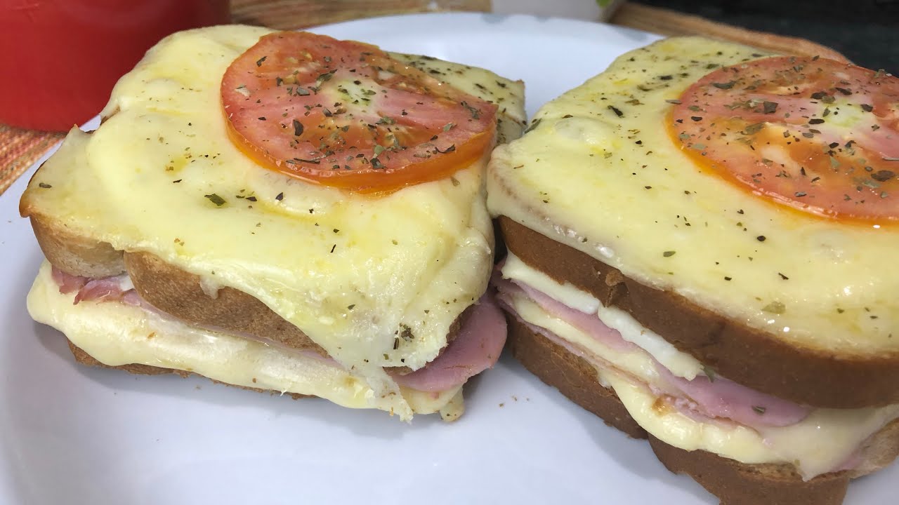 ESSE LANCHE É UMA DELICIA E FÁCIL DE FAZER !!! RECEITINHAS COM AMOR ...