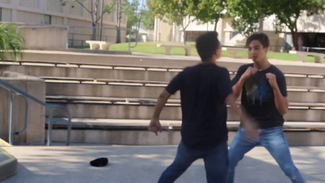 Crazy High School Boxing Fight(MUST WATCH) - YouTube