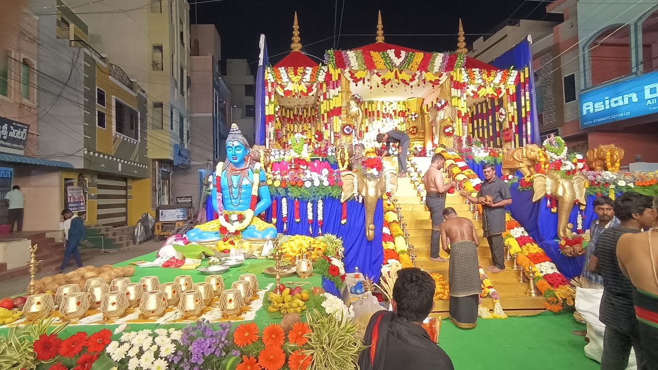 LIVE.1 Guntur,Moodu Vanthenalu | Dappu Srinu Ayyappa Bhajana - YouTube