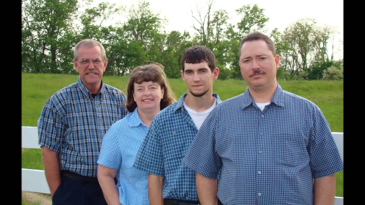 Backwoods Bluegrass - Foggy Mountain Breakdown - YouTube