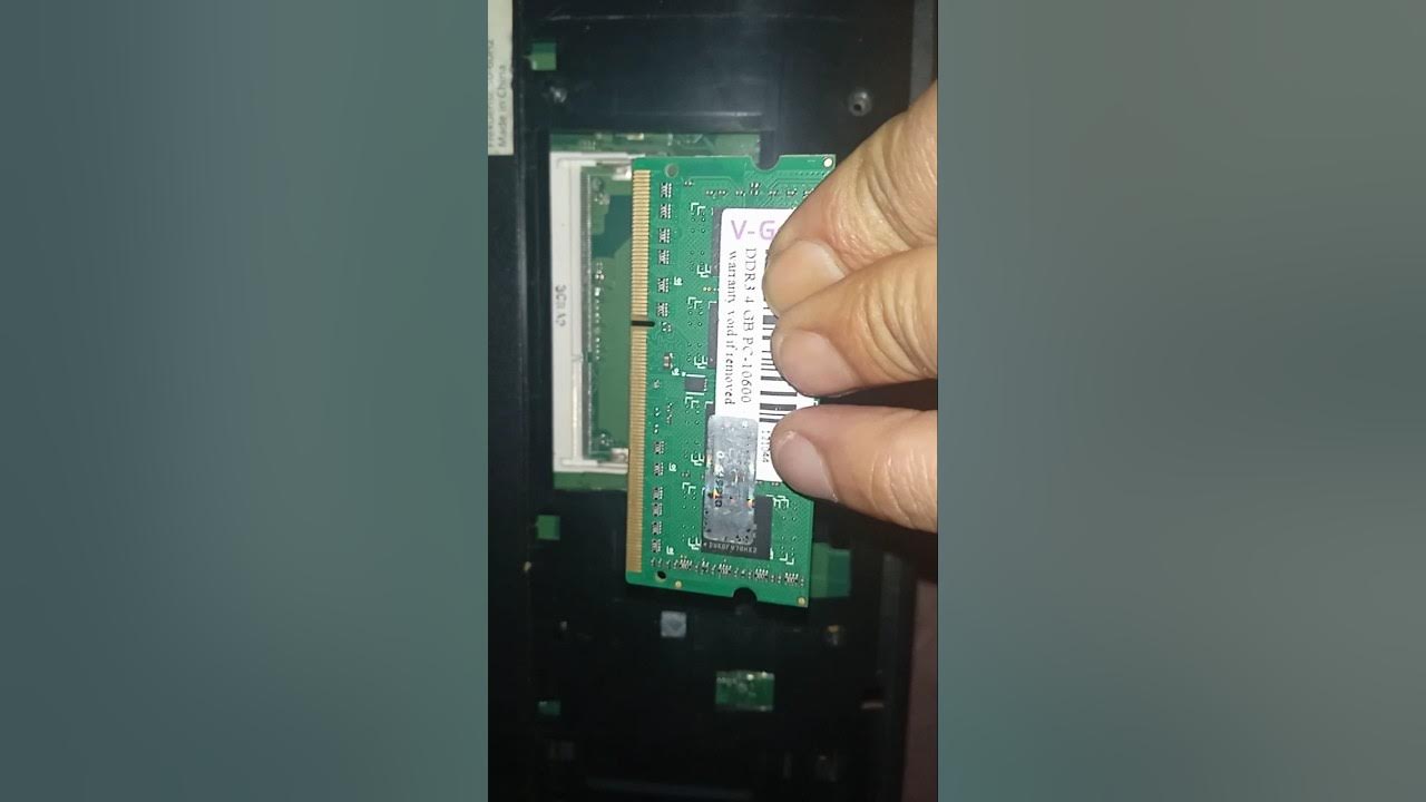 #shorts.. How to install memory laptop upgrade.... #upgrade memory laptop - YouTube