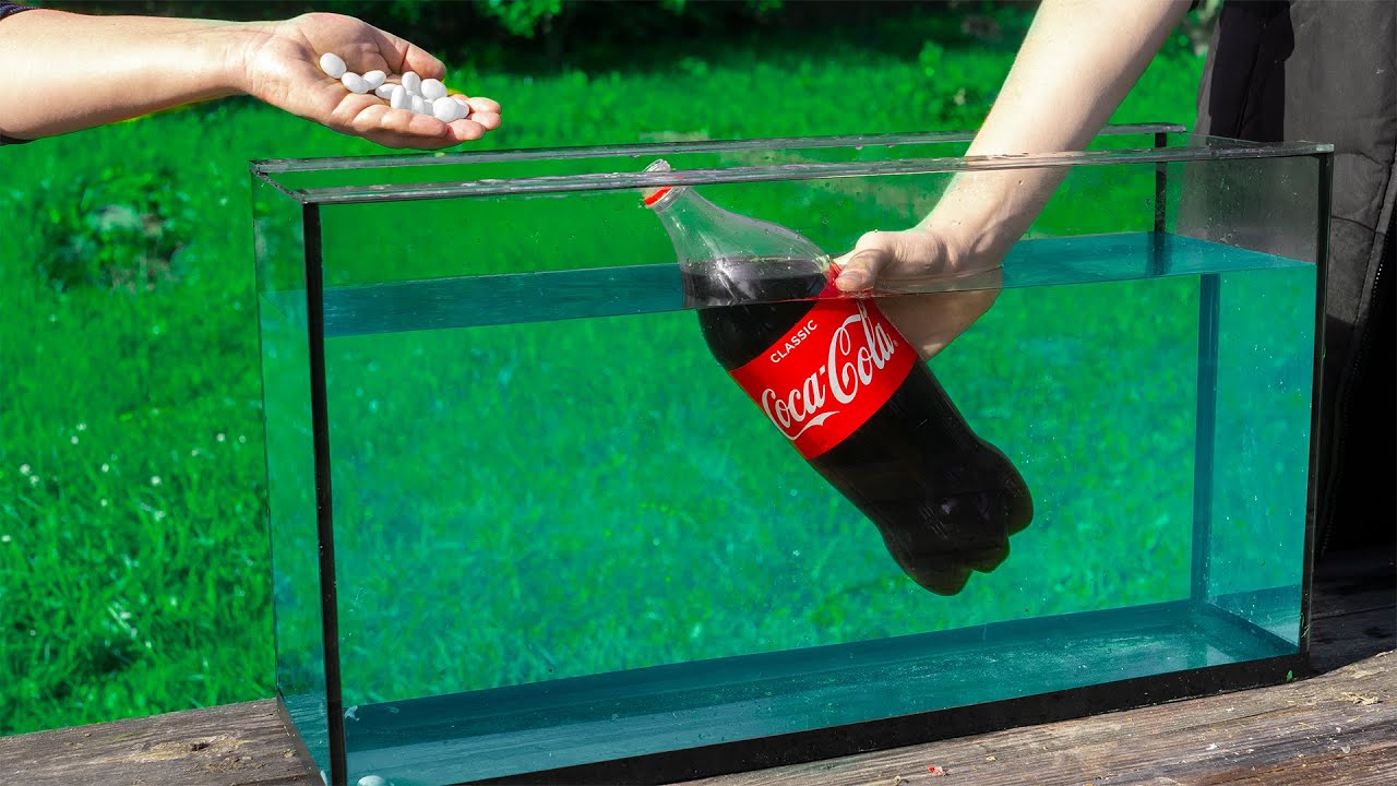 Experiment Coca Cola And Mentos Under Water Youtube
