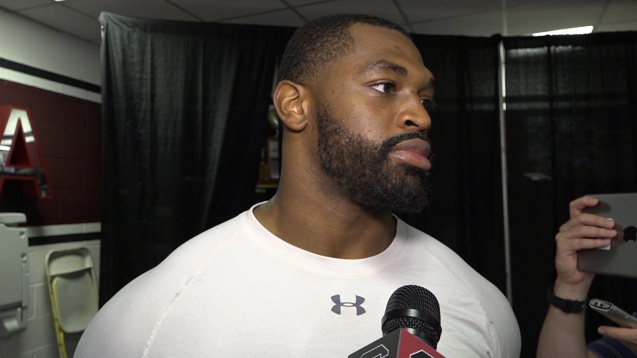 Marquavius Lewis Media Availability — 10/11/16 - YouTube