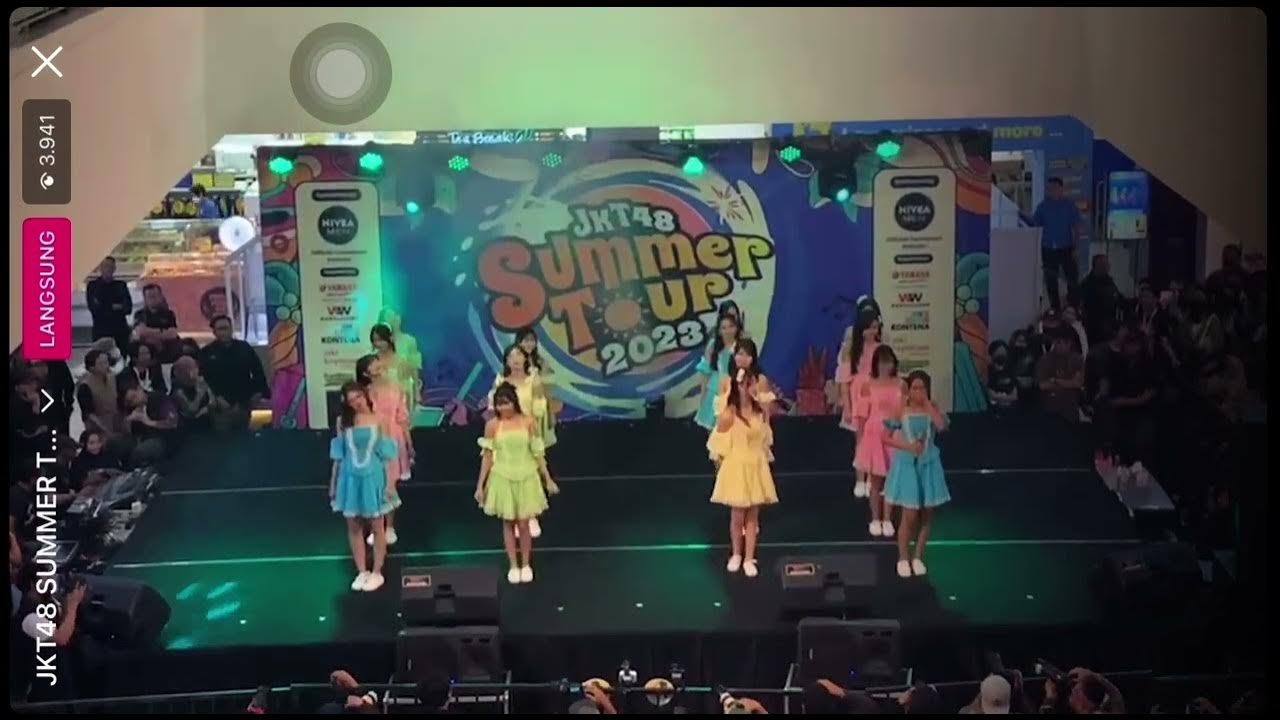[mini live jkt48 ] green flash |jkt48| summertour batu malang #jkt48 - YouTube