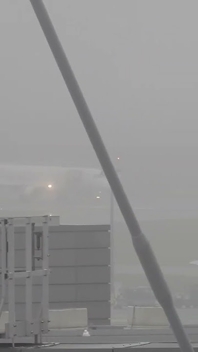 Tap air Portugal ERJ90 after landing at Dublin airport #planespotting #aviation - YouTube