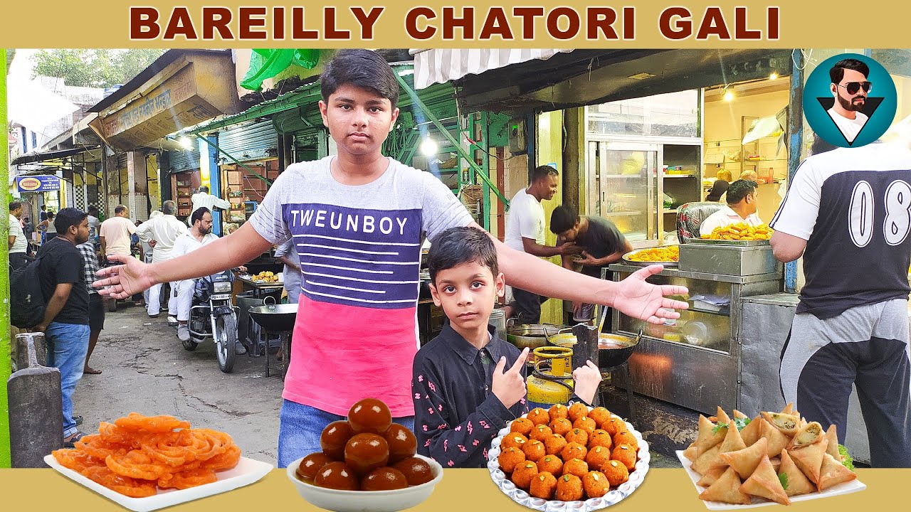 Bareilly Chatori Gali | Best Street Food Bareilly Shyam Ganj - YouTube
